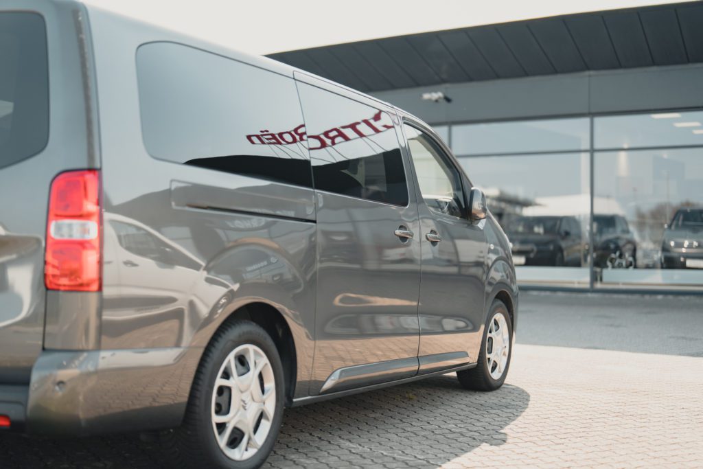 Her er reglerne for nedvejning af varebil • Guide → Se nu